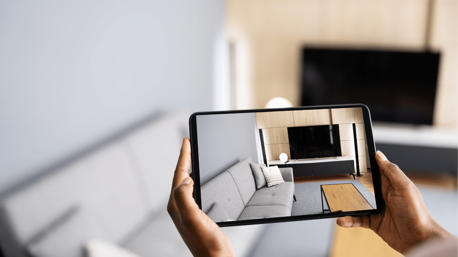The Pros and Cons of a Virtual Home Tour